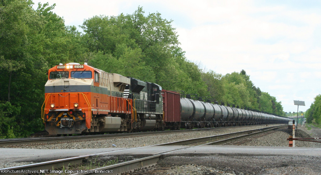 NS 8105 Interstate on 65R